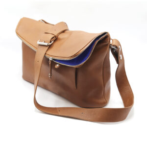Tomi Small Messenger Bag Cognac – Lumi Accessories